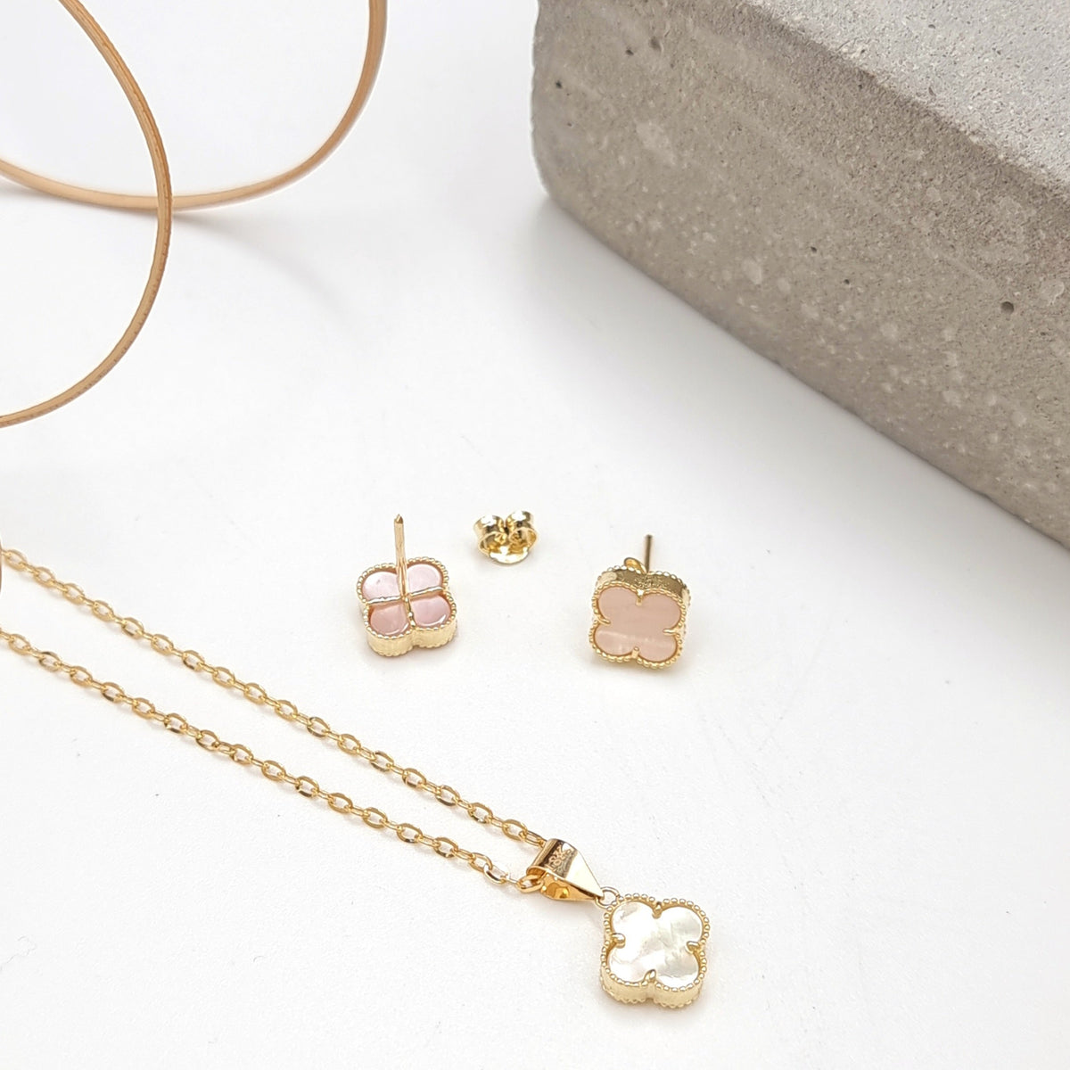 18K Pure Gold White V.C Jewelry Set