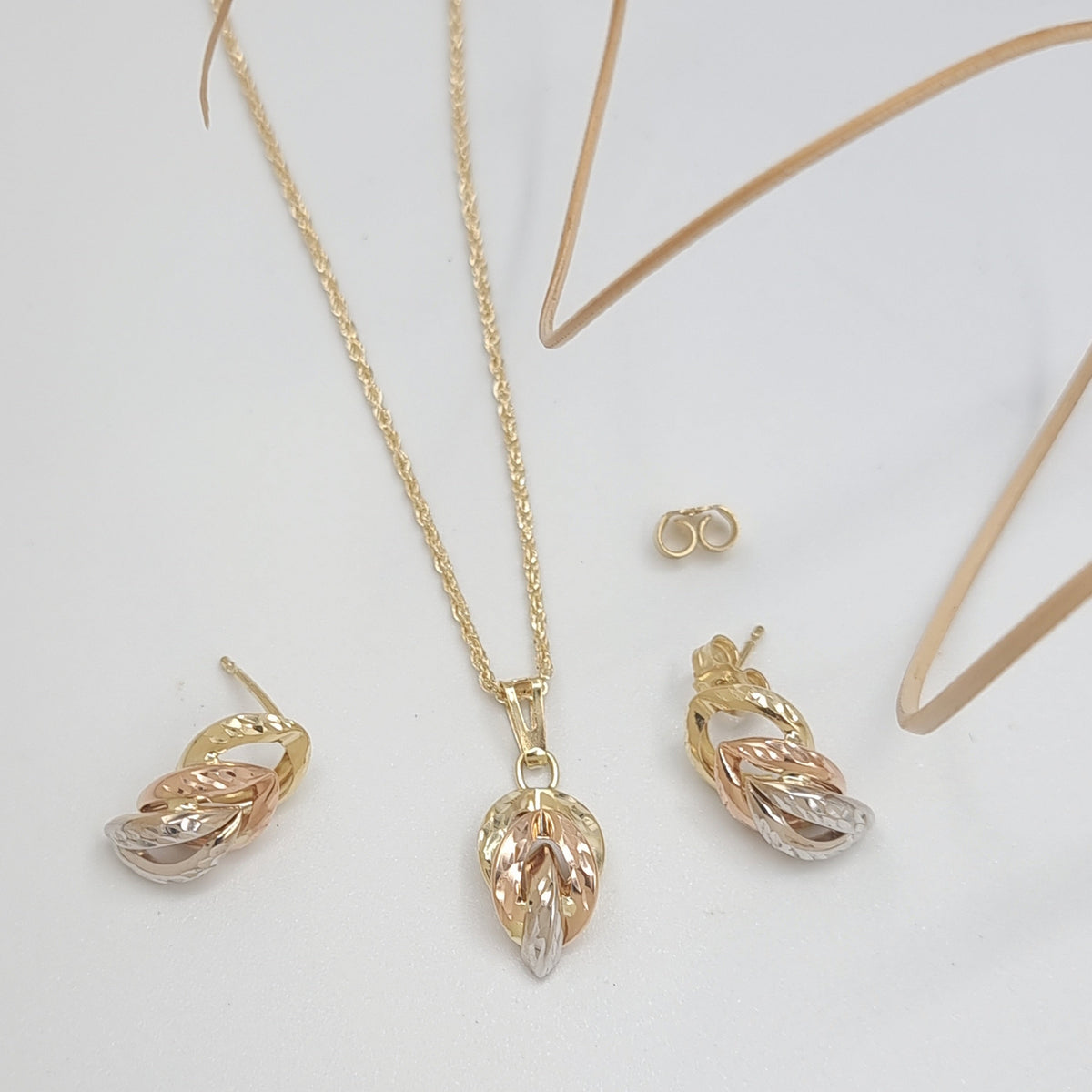 18K Pure Gold Elegant Clip Jewelry Set | Gold Jewelry Set | 18K Gold ...