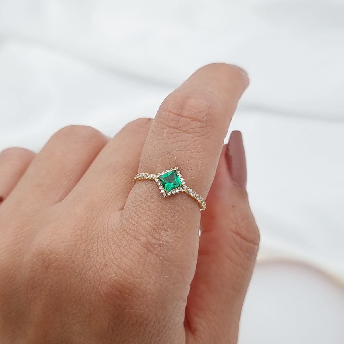 18K Pure Gold Green Stone Ring – Tala Gold Collection