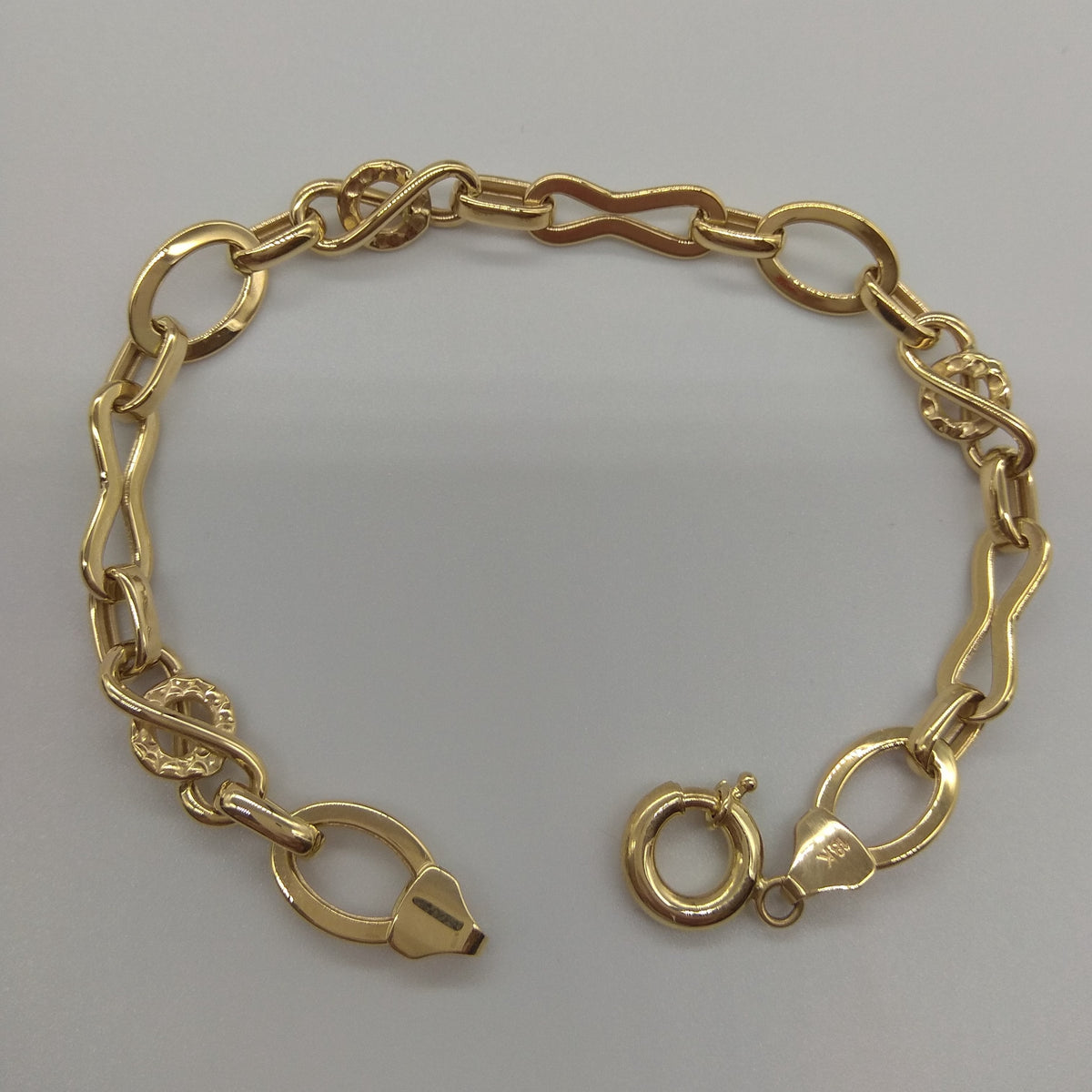 18K Pure Gold Elegant Link Bracelet – Tala Gold Collection